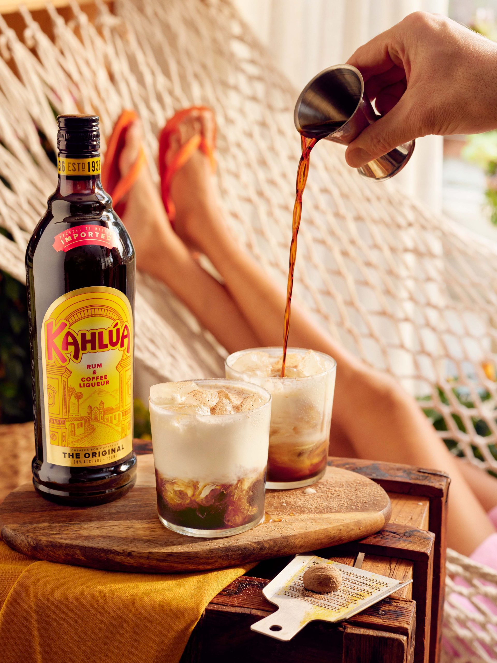 Pumpkin Spice Latte Cocktail Drink Recipe – Kahlúa